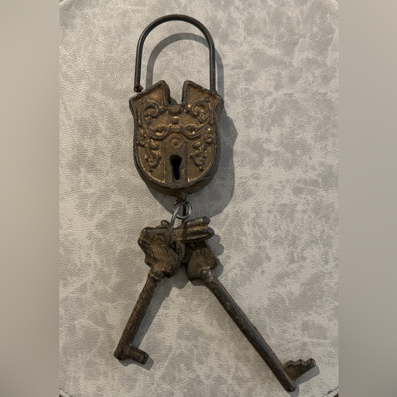 Accents | Decorative Lock And Keys Heavy | Poshmark